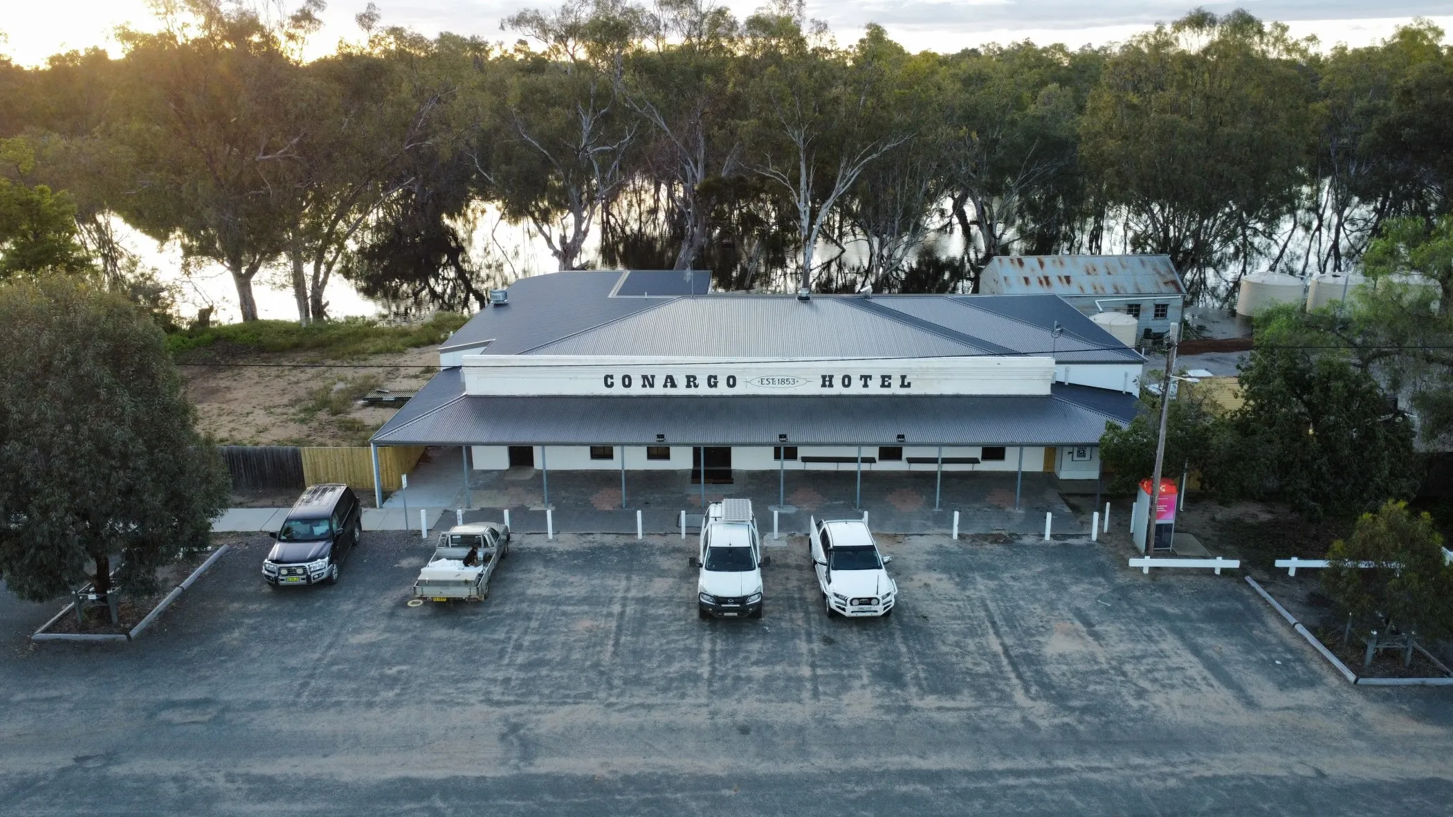 Conargo Hotel - Riverina's Most Renowned Pub